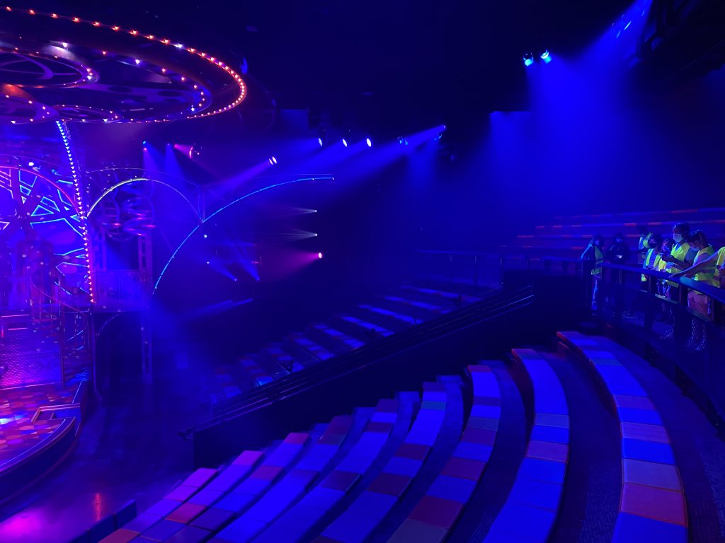 Studio D : la fabrique des rêves Disney ouvre ses portes à Disneyland ...